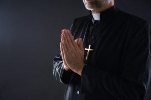 What is the Difference Between a Pastor and a Priest? - Online ...